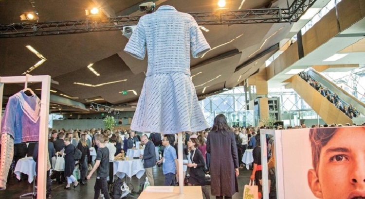 4 Technologies Changing The Fashion Industry - Techicy