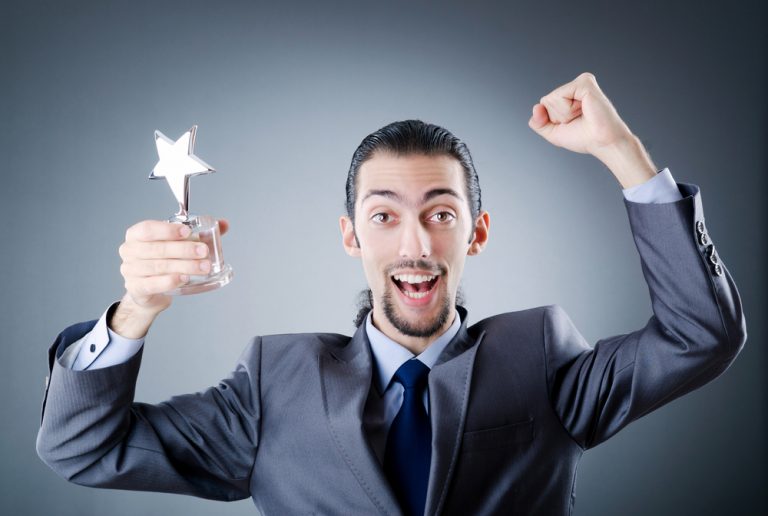 7 Expert Tips To Winning Business Awards For Your Company - Techicy