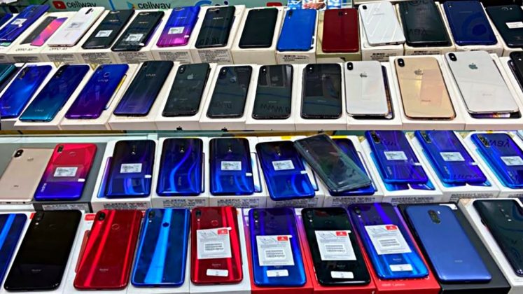Second-Hand Phones Are Slowly Rising In Popularity. - Techicy