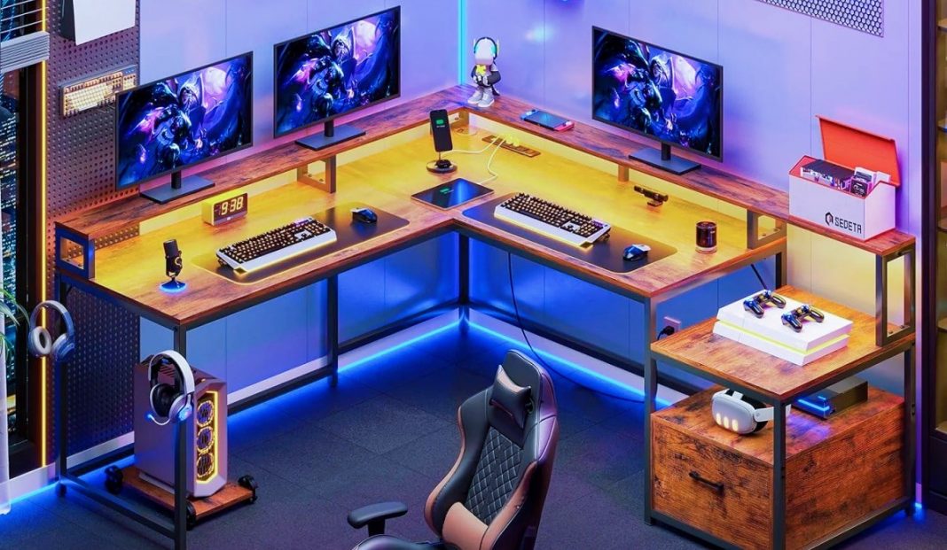 How to Create a Stunning Light Setup on Your L Shaped Gaming Desk - Techicy